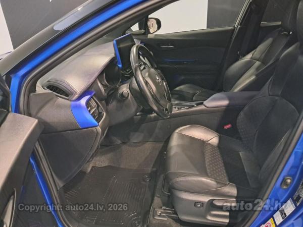 Синий Тойота C-HR 2017 в Нарва, объемом двигателя 1.80 л и пробегом 127 тыс. км за 14900 €, фото 11 на AUTOMOTO.COM.LV
