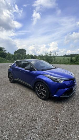 Синий Тойота C-HR 2017 в Таллин, объемом двигателя 1.80 л и пробегом 134 тыс. км за 15000 €, фото 9 на AUTOMOTO.COM.LV