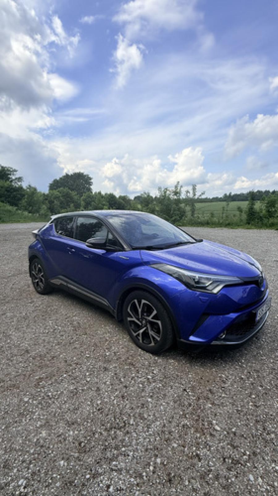Синий Тойота C-HR 2017 в Таллин, объемом двигателя 1.80 л и пробегом 134 тыс. км за 15000 €, фото 9 на AUTOMOTO.COM.LV