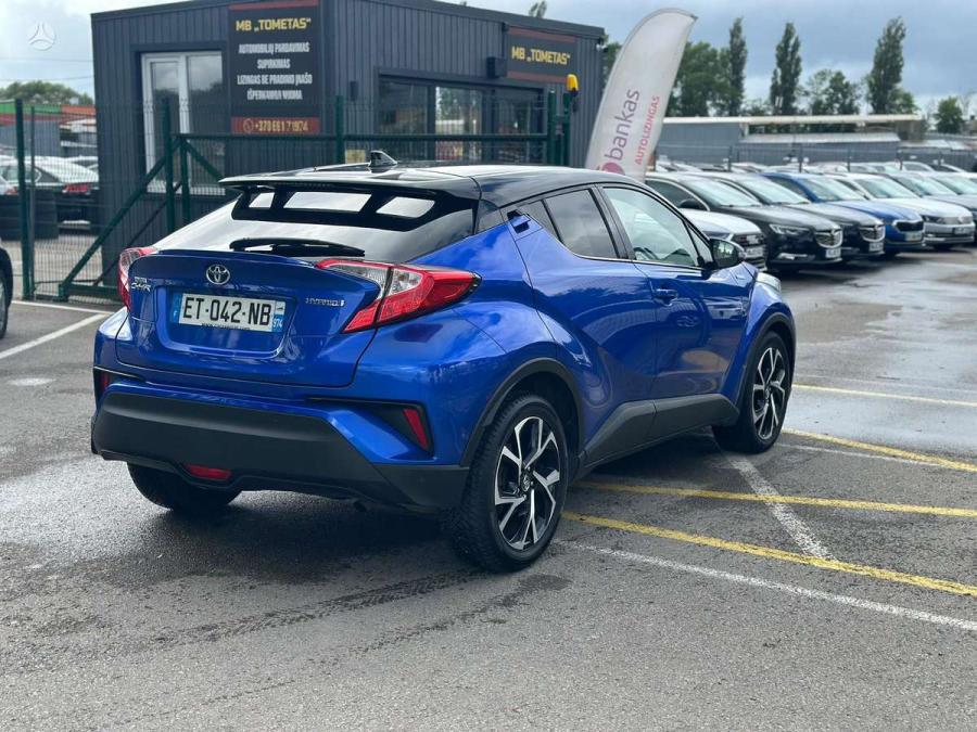 Zils Toyota C-HR 2018 Klaipėda, ar dzinēja tilpumu 1.80 L un nobraukumu 226 tūkst. km par 13999 €, foto 7 vietnē AUTOMOTO.COM.LV