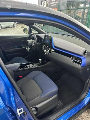 Zils Toyota C-HR 2018 Klaipėda, ar dzinēja tilpumu 1.80 L un nobraukumu 226 tūkst. km par 13999 €, foto 11 vietnē AUTOMOTO.COM.LV