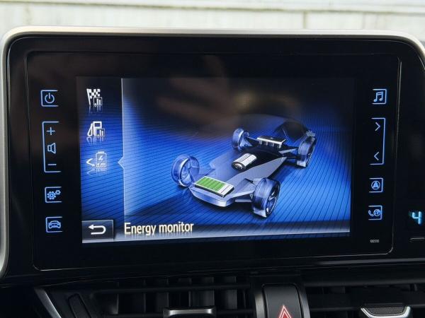 Zils Toyota C-HR 2019 Pērnava, ar dzinēja tilpumu 1.80 L un nobraukumu 85 tūkst. km par 17950 €, foto 11 vietnē AUTOMOTO.COM.LV