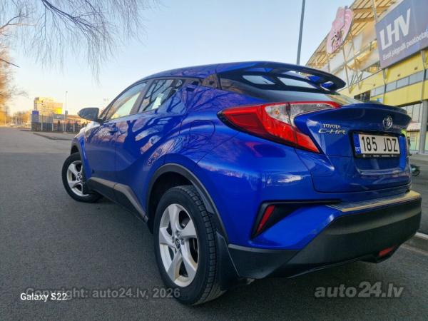 Blue Toyota C-HR 2019 in Tallinn, with an engine capacity of 1.20 L and mileage of 152 thousand km for 14390 €, photo 8 on AUTOMOTO.COM.LV