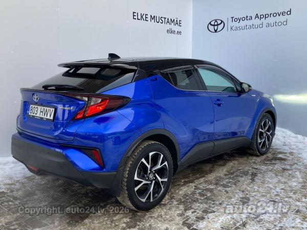 Zils Toyota C-HR 2021 Tallina, ar dzinēja tilpumu 1.80 L un nobraukumu 62 tūkst. km par 23495 €, foto 2 vietnē AUTOMOTO.COM.LV