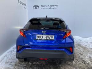 Blue Toyota C-HR 2021 in Tallinn, with an engine capacity of 1.80 L and mileage of 62 thousand km for 23495 €, photo 5 on AUTOMOTO.COM.LV