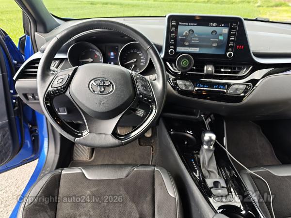 Синий Тойота C-HR 2021 в Таллин, объемом двигателя 1.80 л и пробегом 68 тыс. км за 22500 €, фото 7 на AUTOMOTO.COM.LV
