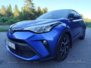 Zils Toyota C-HR 2021 Tallina, ar dzinēja tilpumu 1.80 L un nobraukumu 73 tūkst. km par 20900 €, foto  vietnē AUTOMOTO.COM.LV