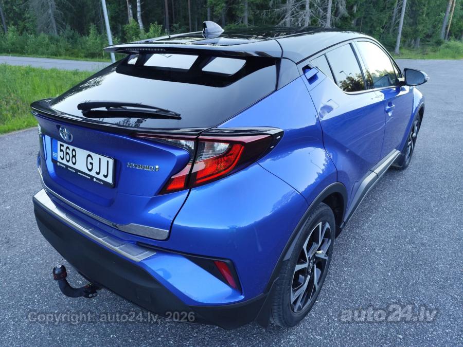 Zils Toyota C-HR 2021 Tallina, ar dzinēja tilpumu 1.80 L un nobraukumu 73 tūkst. km par 20900 €, foto 5 vietnē AUTOMOTO.COM.LV