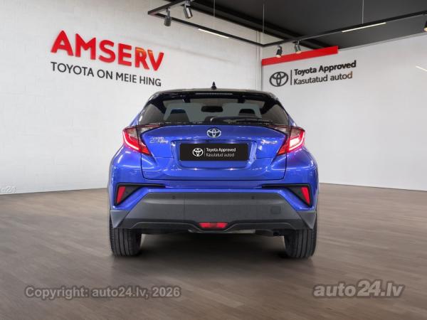Zils Toyota C-HR 2021 Tallina, ar dzinēja tilpumu 1.80 L un nobraukumu 63 tūkst. km par 22490 €, foto 5 vietnē AUTOMOTO.COM.LV