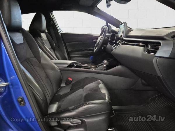 Zils Toyota C-HR 2021 Tallina, ar dzinēja tilpumu 1.80 L un nobraukumu 63 tūkst. km par 22490 €, foto 7 vietnē AUTOMOTO.COM.LV