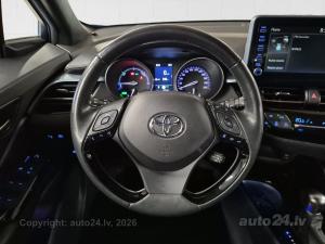 Zils Toyota C-HR 2021 Tallina, ar dzinēja tilpumu 1.80 L un nobraukumu 63 tūkst. km par 22490 €, foto 13 vietnē AUTOMOTO.COM.LV
