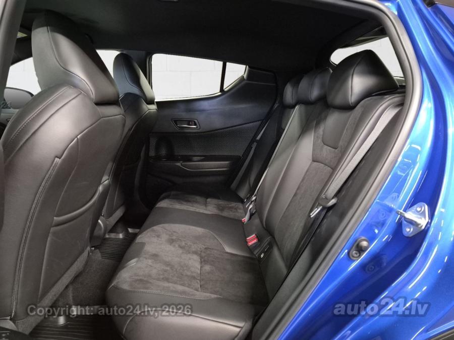 Zils Toyota C-HR 2021 Tallina, ar dzinēja tilpumu 1.80 L un nobraukumu 63 tūkst. km par 22490 €, foto 20 vietnē AUTOMOTO.COM.LV