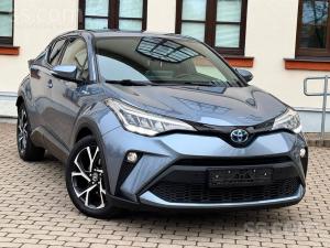 Blue Toyota C-HR 2021 in Jelgava, with an engine capacity of 2.00 L and mileage of 112 thousand km for 17800 €, photo 3 on AUTOMOTO.COM.LV