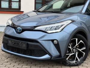 Blue Toyota C-HR 2021 in Jelgava, with an engine capacity of 2.00 L and mileage of 112 thousand km for 17800 €, photo 10 on AUTOMOTO.COM.LV