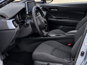 Blue Toyota C-HR 2021 in Jelgava, with an engine capacity of 2.00 L and mileage of 112 thousand km for 17800 €, photo 12 on AUTOMOTO.COM.LV