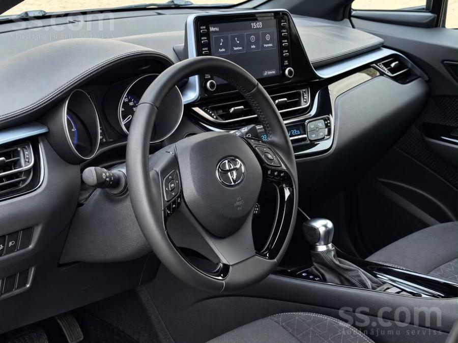 Blue Toyota C-HR 2021 in Jelgava, with an engine capacity of 2.00 L and mileage of 112 thousand km for 17800 €, photo 18 on AUTOMOTO.COM.LV