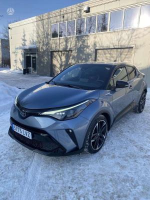 Zils Toyota C-HR 2022 Kauņa, ar dzinēja tilpumu 2.00 L un nobraukumu 40 tūkst. km par 20300 €, foto  vietnē AUTOMOTO.COM.LV