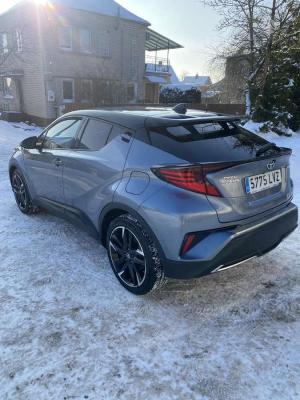 Blue Toyota C-HR 2022 in Kaunas, with an engine capacity of 2.00 L and mileage of 40 thousand km for 20300 €, photo 6 on AUTOMOTO.COM.LV