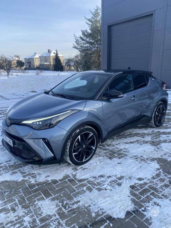 Blue Toyota C-HR 2022 in Kaunas, with an engine capacity of 2.00 L and mileage of 40 thousand km for 20300 €, photo 10 on AUTOMOTO.COM.LV