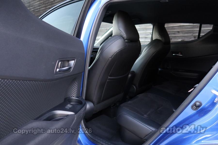 Синий Тойота C-HR 2022 в Маарду, объемом двигателя 1.80 л и пробегом 54 тыс. км за 23600 €, фото 13 на AUTOMOTO.COM.LV