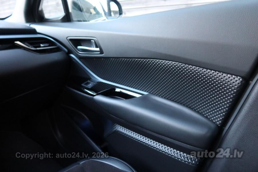 Синий Тойота C-HR 2022 в Маарду, объемом двигателя 1.80 л и пробегом 54 тыс. км за 23600 €, фото 17 на AUTOMOTO.COM.LV
