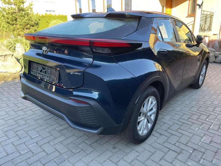 Синий Тойота C-HR 2024 в Тельшяй, объемом двигателя 1.80 л и пробегом 10 тыс. км за 24850 €, фото 9 на AUTOMOTO.COM.LV