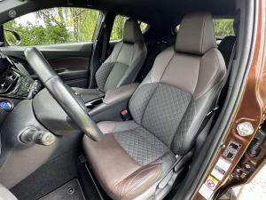 Brūns Toyota C-HR 2017 Kauņa, ar dzinēja tilpumu 1.80 L un nobraukumu 196 tūkst. km par 16550 €, foto 5 vietnē AUTOMOTO.COM.LV