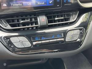 Brūns Toyota C-HR 2017 Kauņa, ar dzinēja tilpumu 1.80 L un nobraukumu 196 tūkst. km par 16550 €, foto 14 vietnē AUTOMOTO.COM.LV