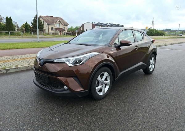 Коричневый Тойота C-HR 2017 в Клайпеда, объемом двигателя 1.80 л и пробегом 114 тыс. км за 16600 €, фото 7 на AUTOMOTO.COM.LV