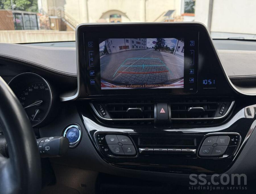 Brūns Toyota C-HR 2017 Jelgava, ar dzinēja tilpumu 1.80 L un nobraukumu 196 tūkst. km par 16900 €, foto 20 vietnē AUTOMOTO.COM.LV