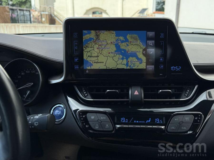 Brūns Toyota C-HR 2017 Jelgava, ar dzinēja tilpumu 1.80 L un nobraukumu 196 tūkst. km par 16900 €, foto 21 vietnē AUTOMOTO.COM.LV