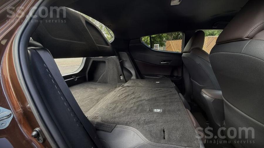 Brūns Toyota C-HR 2017 Jelgava, ar dzinēja tilpumu 1.80 L un nobraukumu 196 tūkst. km par 16900 €, foto 25 vietnē AUTOMOTO.COM.LV