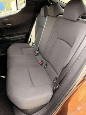 Brown Toyota C-HR 2017 in Vilnius, with an engine capacity of 1.80 L and mileage of 117 thousand km for 17350 €, photo 14 on AUTOMOTO.COM.LV