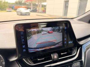 Brown Toyota C-HR 2017 in Vilnius, with an engine capacity of 1.80 L and mileage of 117 thousand km for 17350 €, photo 18 on AUTOMOTO.COM.LV