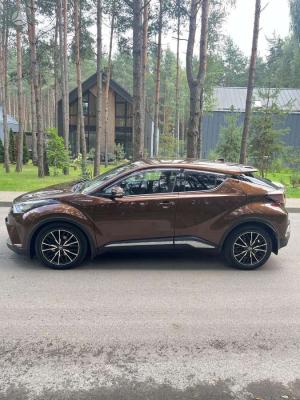 Коричневый Тойота C-HR 2017 в Вильнюс, объемом двигателя 1.80 л и пробегом 131 тыс. км за 17500 €, фото 8 на AUTOMOTO.COM.LV