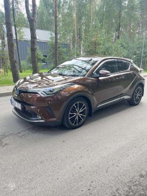 Коричневый Тойота C-HR 2017 в Вильнюс, объемом двигателя 1.80 л и пробегом 131 тыс. км за 17500 €, фото 9 на AUTOMOTO.COM.LV