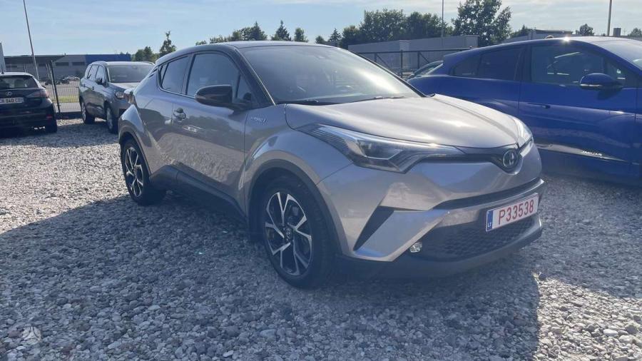 Коричневый Тойота C-HR 2017 в Каунас, объемом двигателя 1.80 л и пробегом 90 тыс. км за 15800 €, фото 4 на AUTOMOTO.COM.LV