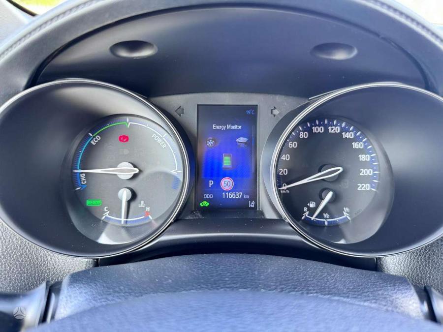 Коричневый Тойота C-HR 2017 в Вильнюс, объемом двигателя 1.80 л и пробегом 117 тыс. км за 17350 €, фото 21 на AUTOMOTO.COM.LV