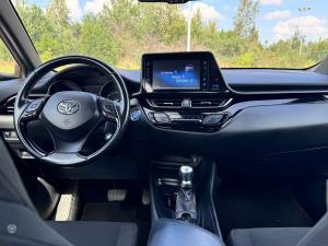 Коричневый Тойота C-HR 2017 в Вильнюс, объемом двигателя 1.80 л и пробегом 117 тыс. км за 17350 €, фото 24 на AUTOMOTO.COM.LV