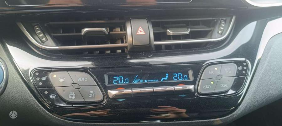 Коричневый Тойота C-HR 2017 в Плунге, объемом двигателя 1.80 л и пробегом 168 тыс. км за 15500 €, фото 24 на AUTOMOTO.COM.LV