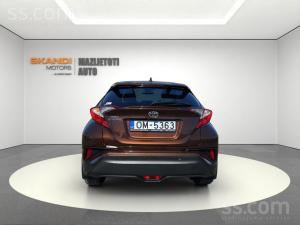 Brūns Toyota C-HR 2017 Rīga, ar dzinēja tilpumu 1.20 L un nobraukumu 91 tūkst. km par 14990 €, foto 6 vietnē AUTOMOTO.COM.LV