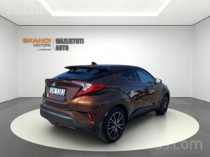 Brūns Toyota C-HR 2017 Rīga, ar dzinēja tilpumu 1.20 L un nobraukumu 91 tūkst. km par 14990 €, foto 7 vietnē AUTOMOTO.COM.LV