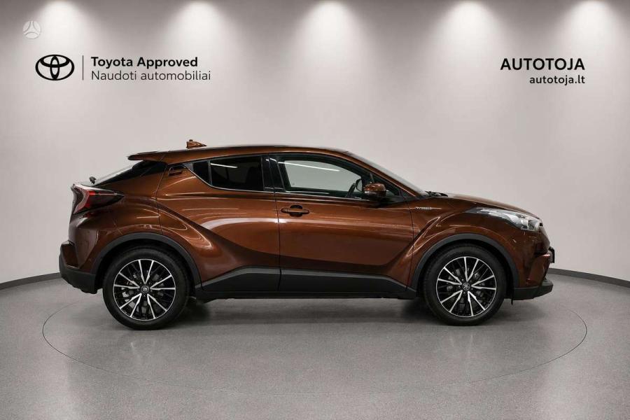 Коричневый Тойота C-HR 2018 в Каунас, объемом двигателя 1.80 л и пробегом 116 тыс. км за 19500 €, фото 17 на AUTOMOTO.COM.LV