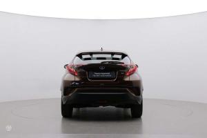 Brūns Toyota C-HR 2018 Viļņa, ar dzinēja tilpumu 1.80 L un nobraukumu 116 tūkst. km par 19990 €, foto 6 vietnē AUTOMOTO.COM.LV
