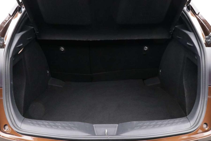 Brūns Toyota C-HR 2018 Viļņa, ar dzinēja tilpumu 1.80 L un nobraukumu 116 tūkst. km par 19990 €, foto 12 vietnē AUTOMOTO.COM.LV