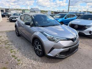 Brown Toyota C-HR 2018 in Kaunas, with an engine capacity of 1.80 L and mileage of 150 thousand km for 16450 €, photo 14 on AUTOMOTO.COM.LV