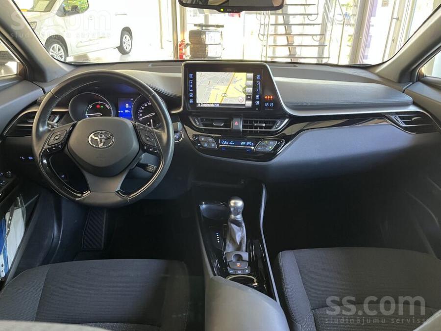 Brūns Toyota C-HR 2019 Ventspils, ar dzinēja tilpumu 1.80 L un nobraukumu 69 tūkst. km par 18990 €, foto 8 vietnē AUTOMOTO.COM.LV