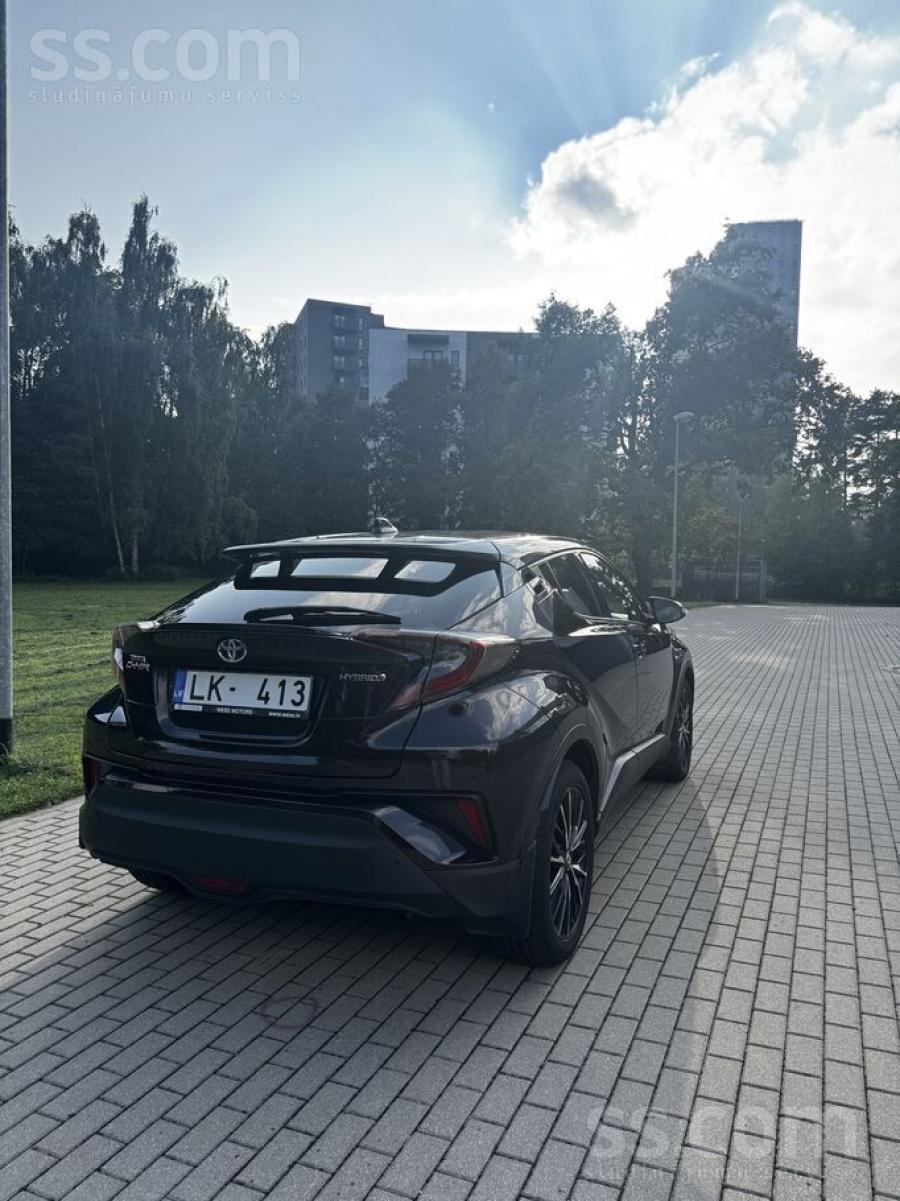 Brūns Toyota C-HR 2019 Rīga, ar dzinēja tilpumu 1.80 L un nobraukumu 133 tūkst. km par 17700 €, foto 6 vietnē AUTOMOTO.COM.LV