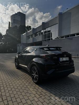 Brūns Toyota C-HR 2019 Rīga, ar dzinēja tilpumu 1.80 L un nobraukumu 133 tūkst. km par 17700 €, foto 7 vietnē AUTOMOTO.COM.LV
