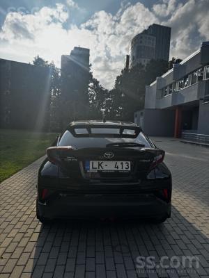 Brūns Toyota C-HR 2019 Rīga, ar dzinēja tilpumu 1.80 L un nobraukumu 133 tūkst. km par 17700 €, foto 8 vietnē AUTOMOTO.COM.LV